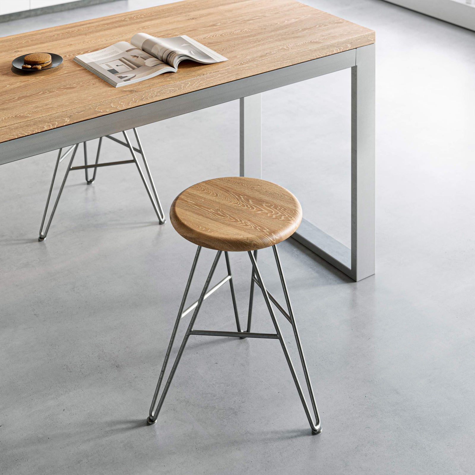 Oak Stool Top | The Hairpin Leg Co.